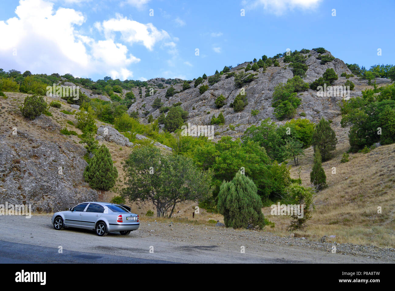 Boulders on side of road hi-res stock photography and images - Alamy