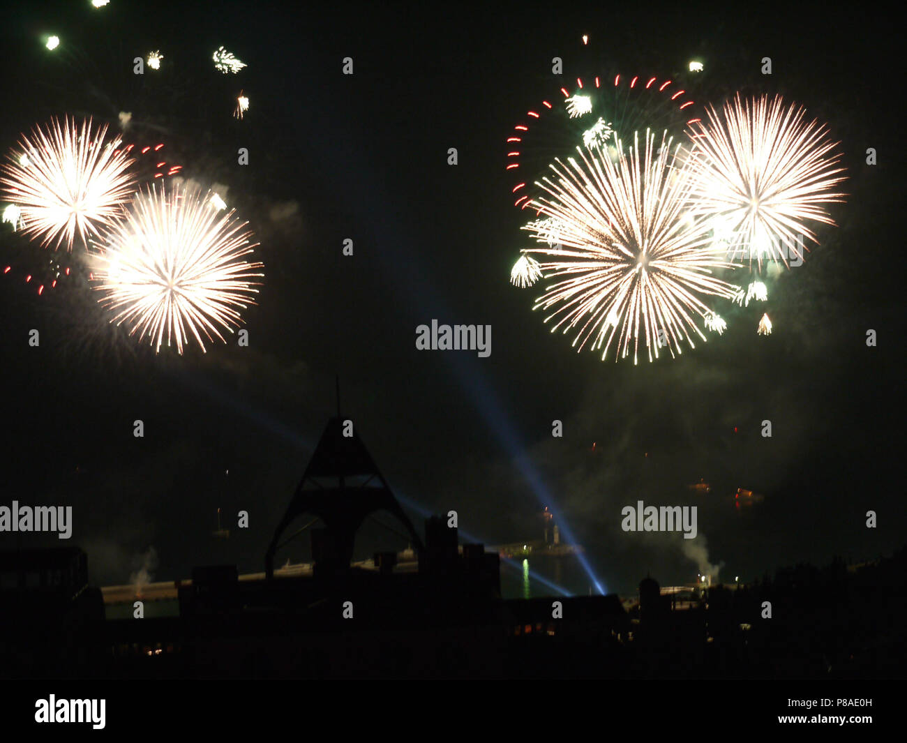 Balls of fire hi-res stock photography and images - Alamy