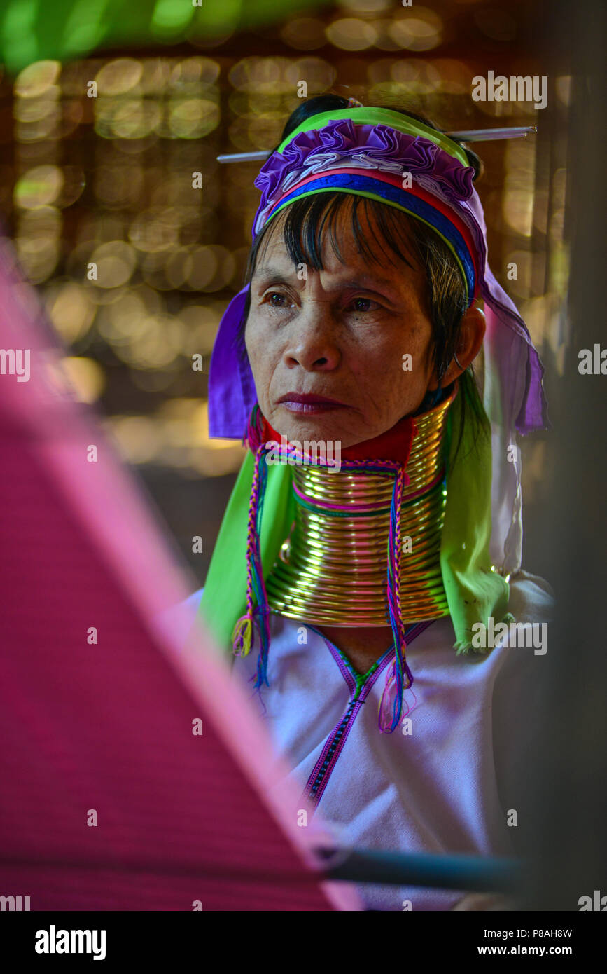 Elongating neck hi-res stock photography and images - Alamy