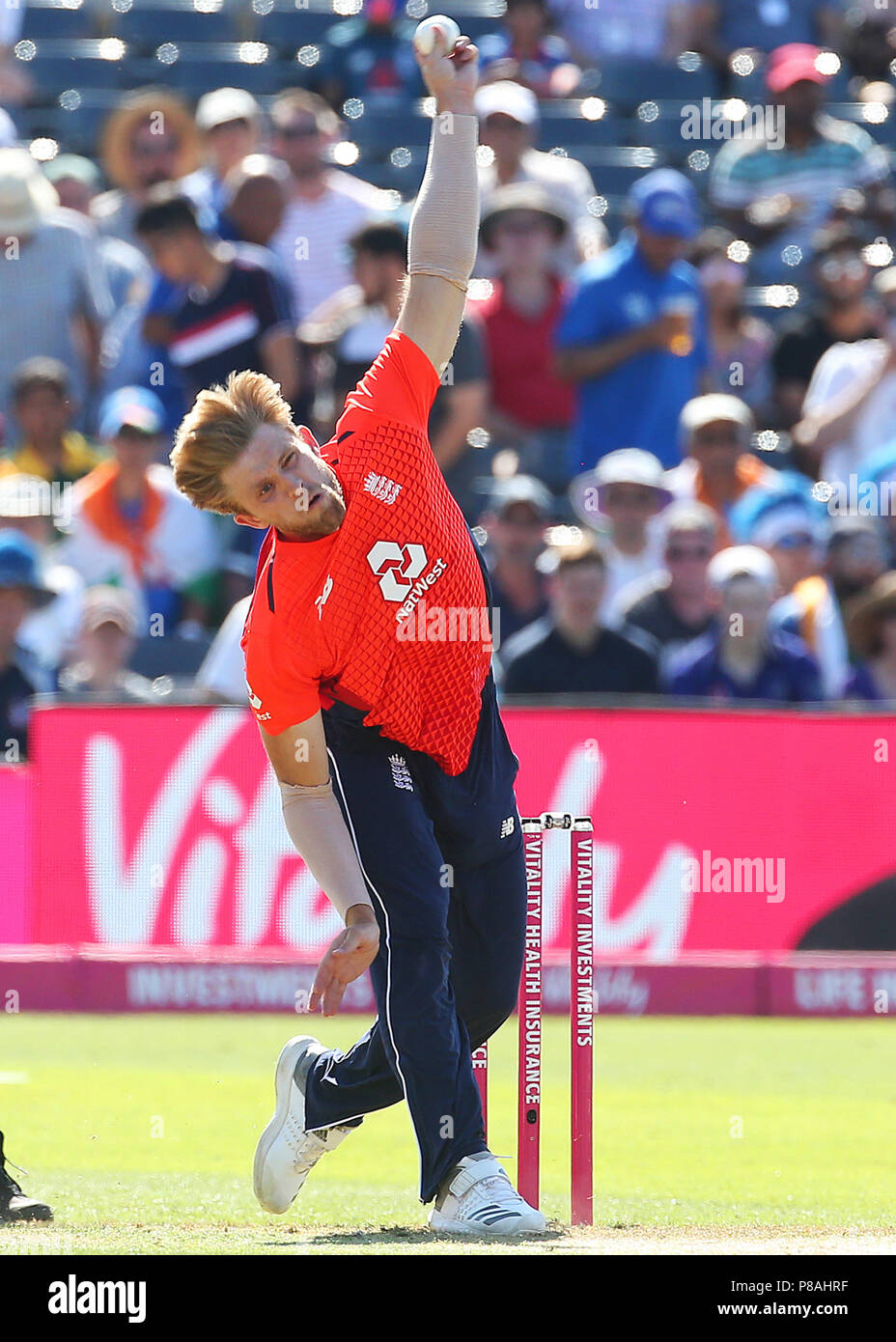England's David Willey during the Second Vitality IT20 Series Match at ...