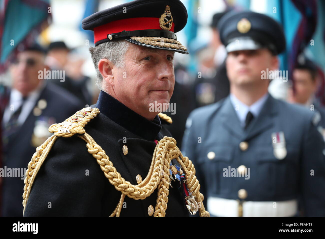 General sir nick carter hi-res stock photography and images - Alamy