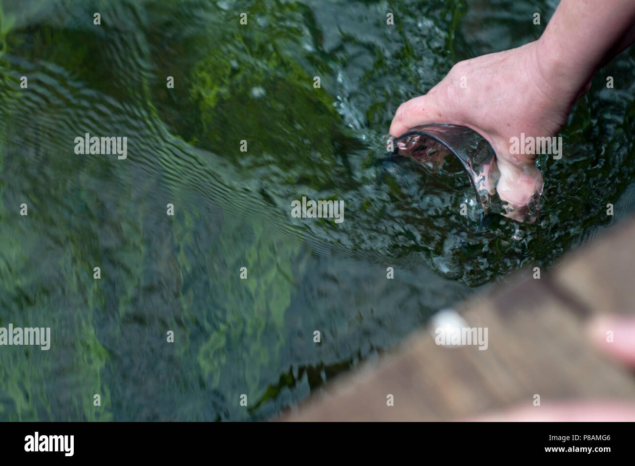 Movement water in river summer hi-res stock photography and images - Alamy