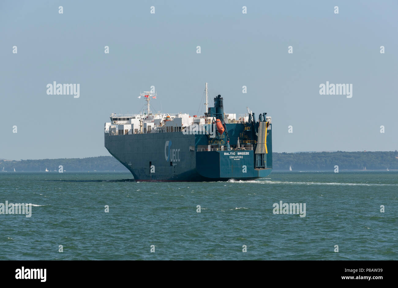 Car carrier ships shipping hi-res stock photography and images - Alamy