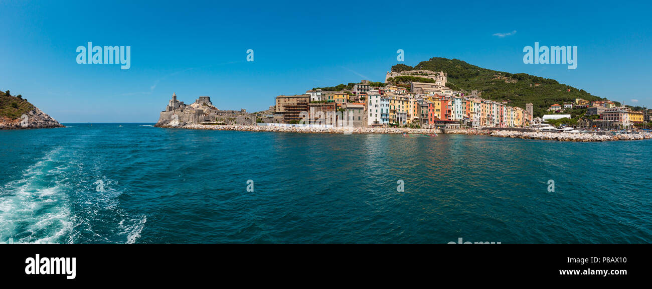 Beautiful medieval fisherman town Portovenere (UNESCO Heritage Site ...