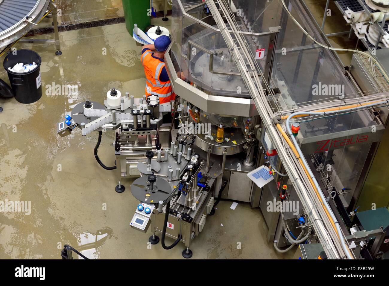 Bottle production hi-res stock photography and images - Alamy