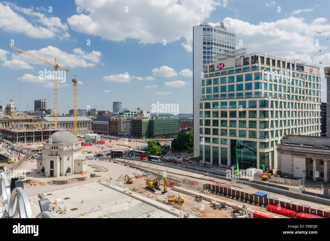 Birmingham library roof garden hi-res stock photography and images - Alamy