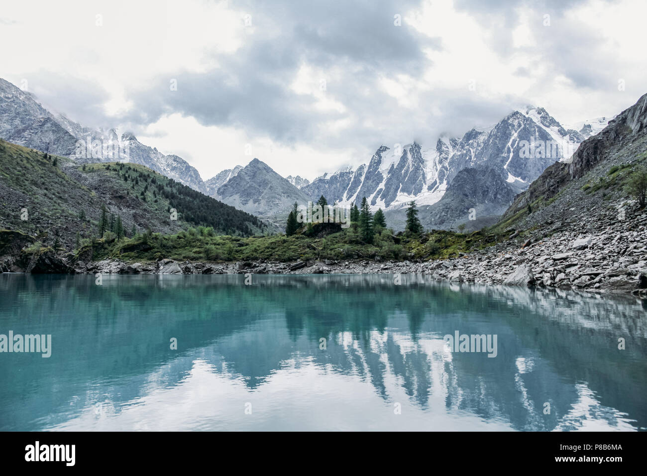 beautiful landscape view of mountains and lake, Altai, Russia Stock ...