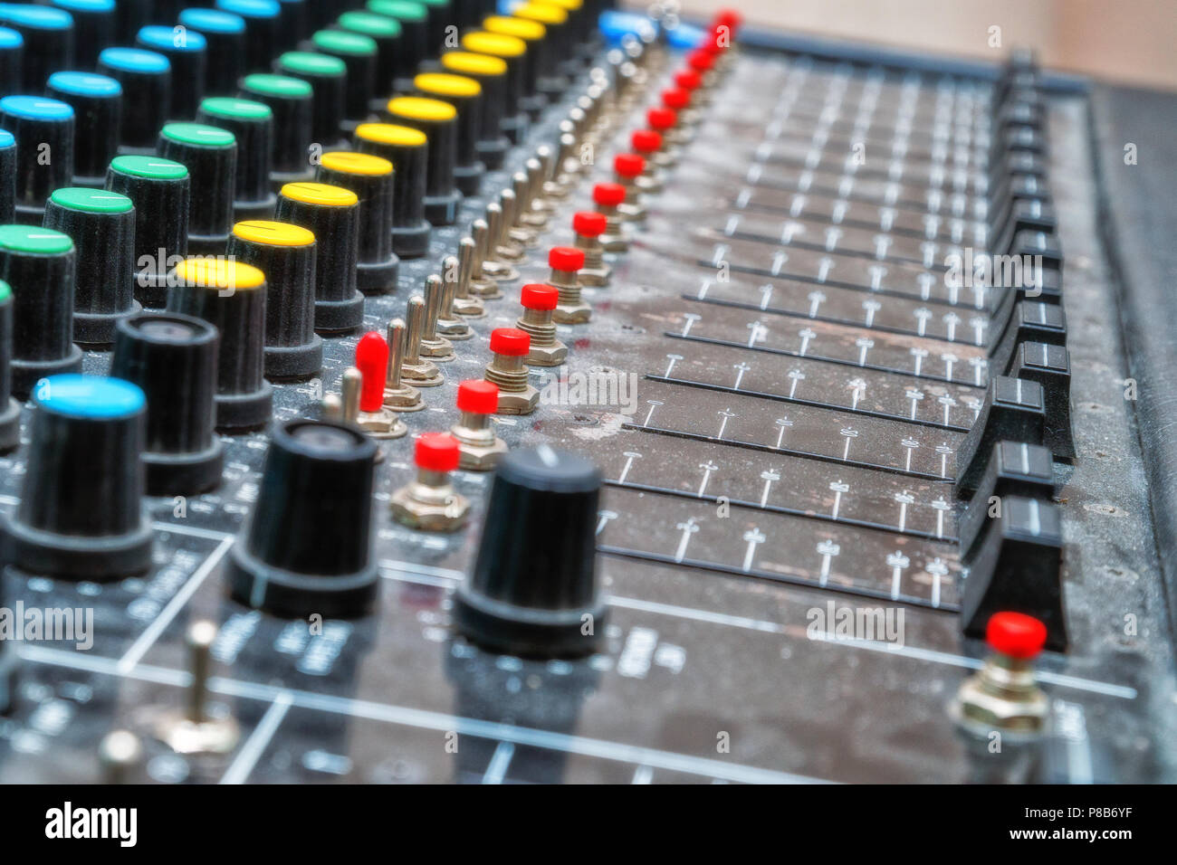 Old analog mixing console. Faders, buttons and sliders Stock Photo - Alamy
