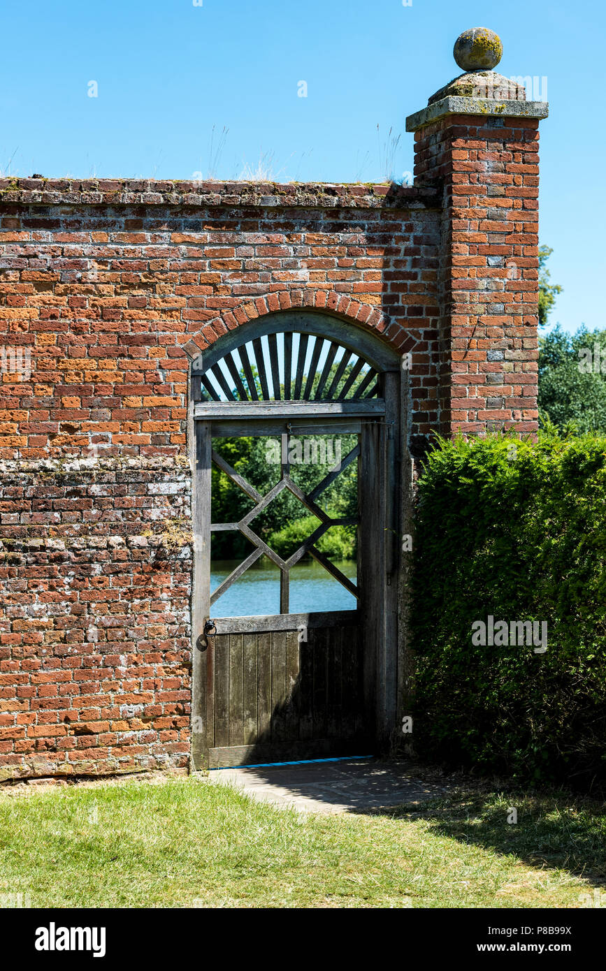 Marks hall gardens coggeshall hi-res stock photography and images - Alamy