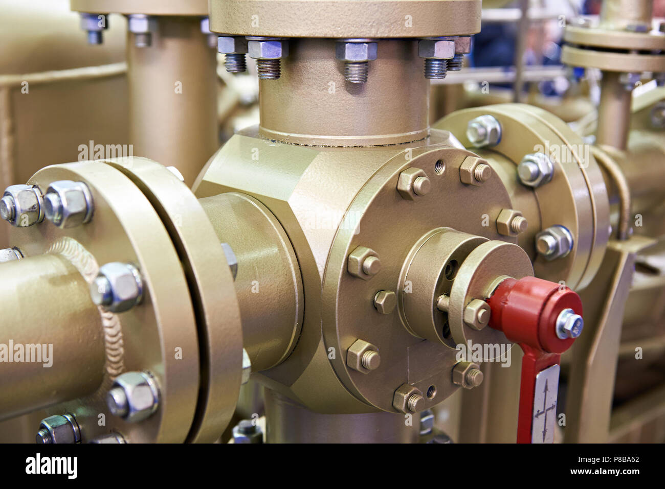 Oil flow station hi-res stock photography and images - Alamy