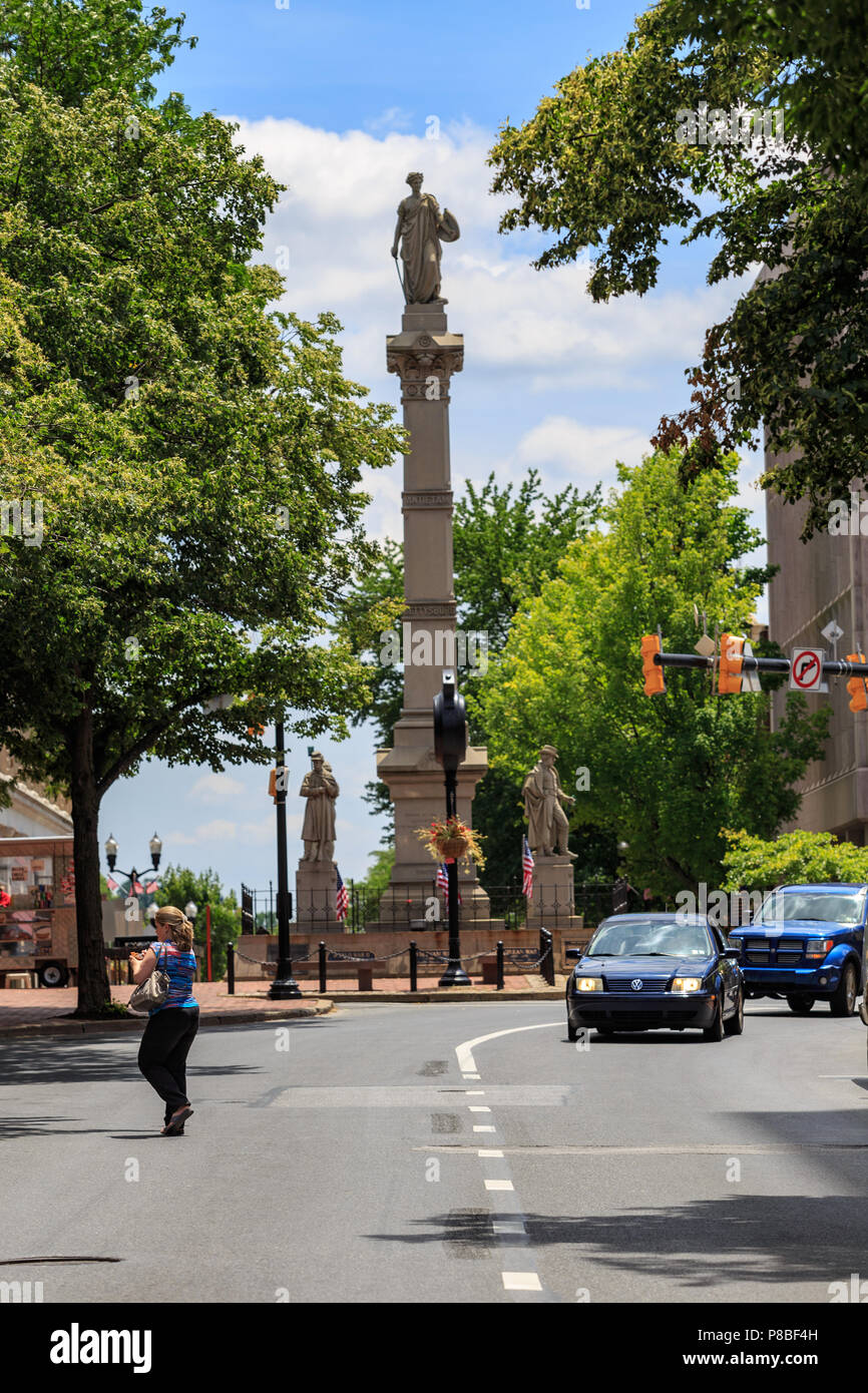 Lancaster pa penn square hi-res stock photography and images - Alamy