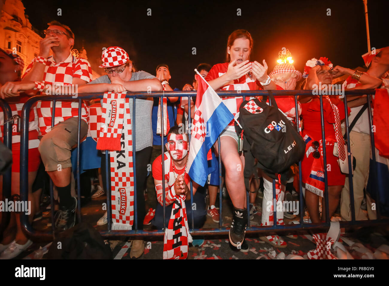 Sport fan praying hi-res stock photography and images - Alamy