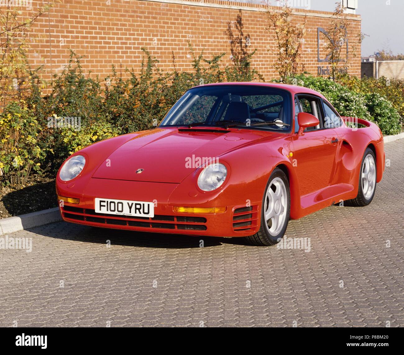 Porsche 959 hi-res stock photography and images - Alamy