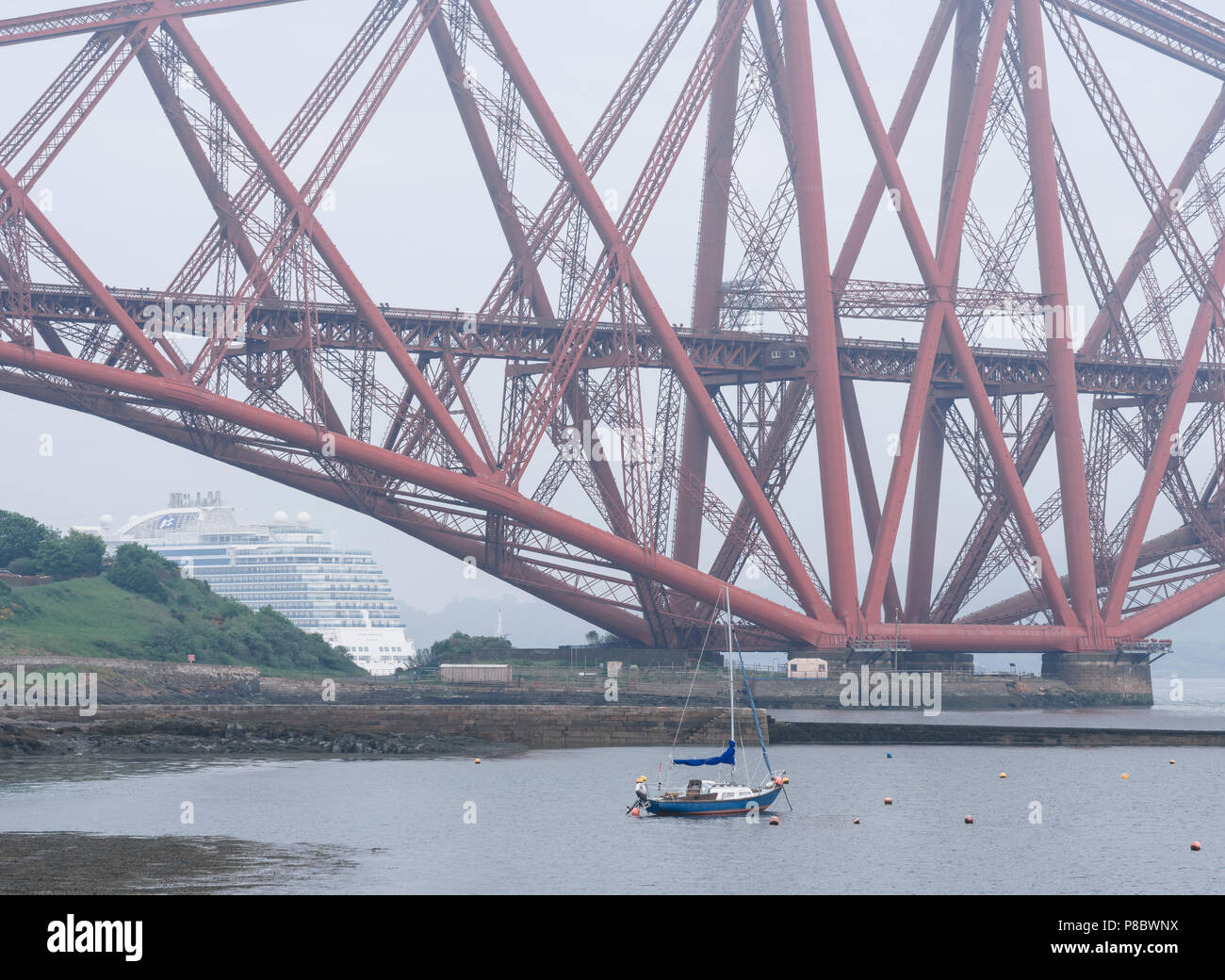 Forth Rail Bridge, Edinburgh, Scotland, from North Queensferry Stock ...