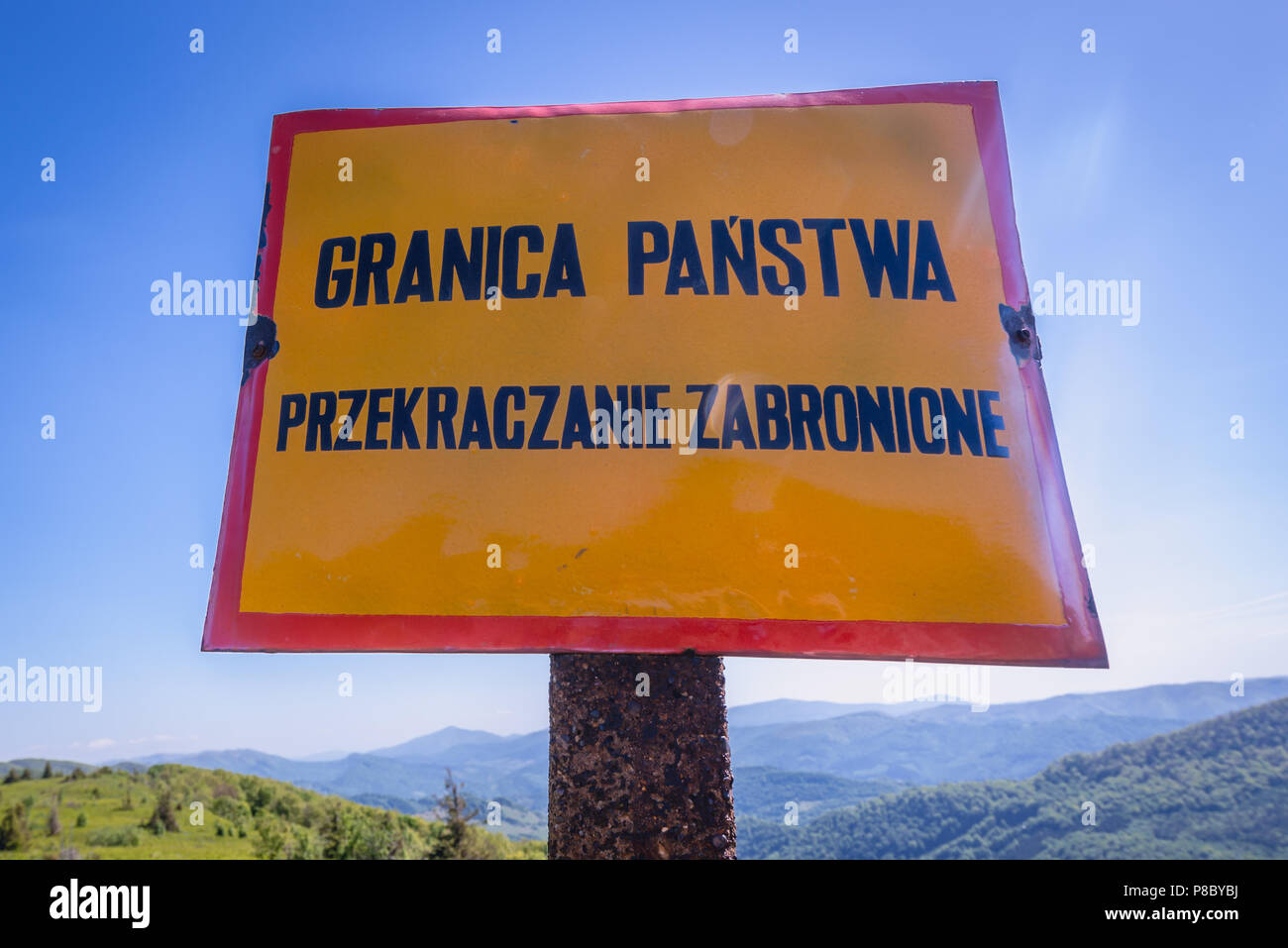 Polish ukrainian border crossing hi-res stock photography and images ...