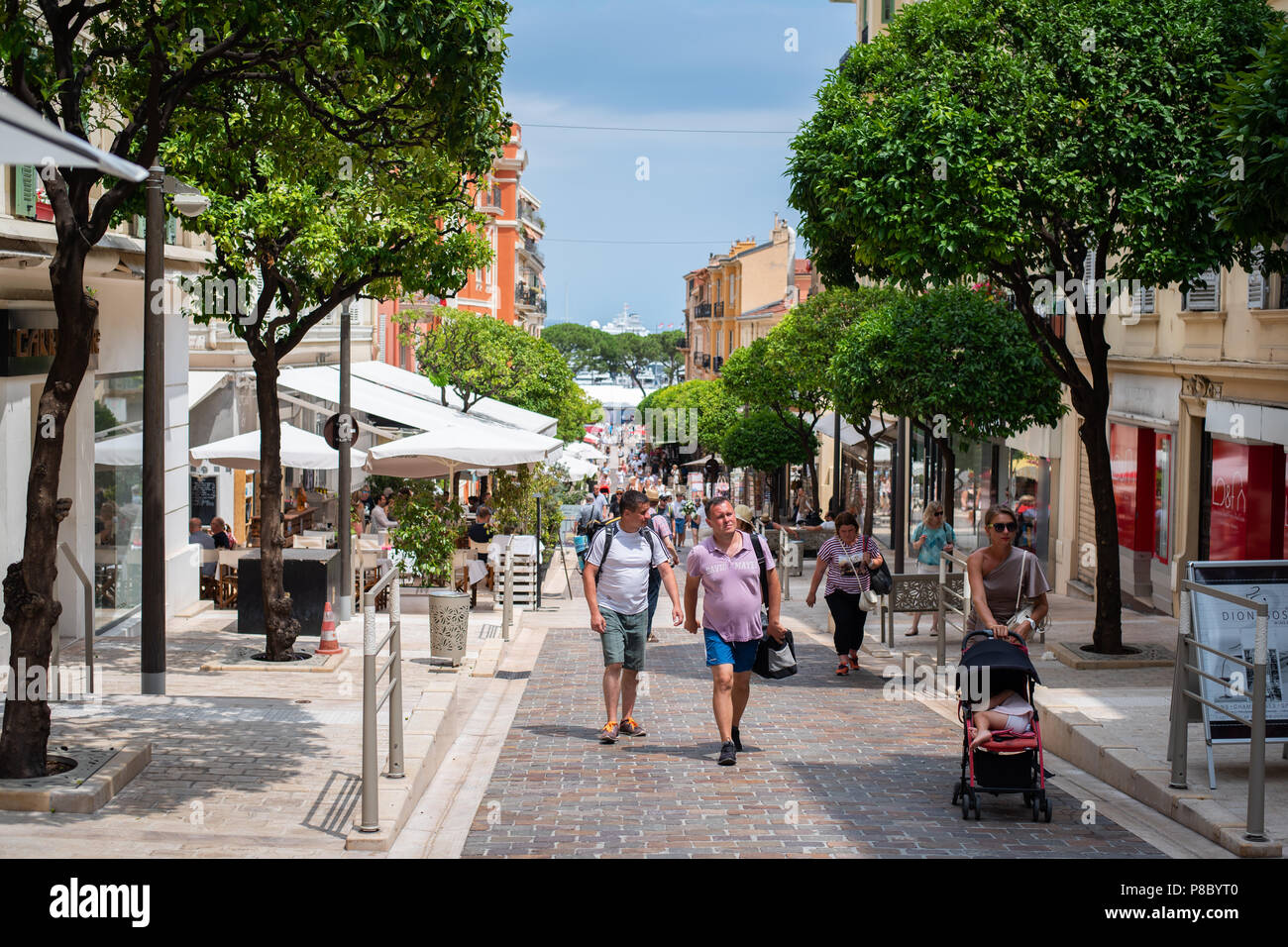 Luxury shopping in Monaco Stock Photo - Alamy