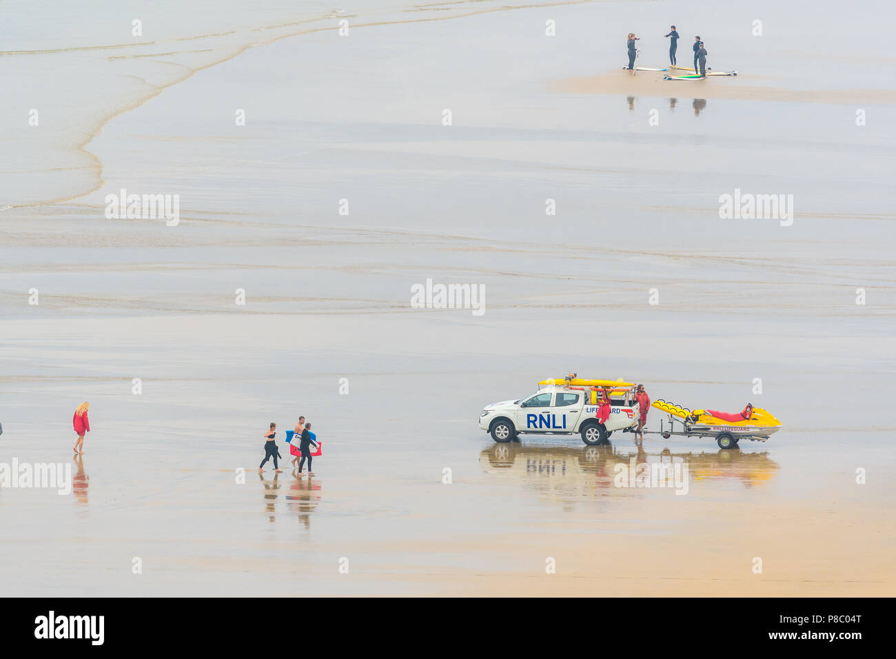 Rnli lifeguard vehicles hi-res stock photography and images - Alamy