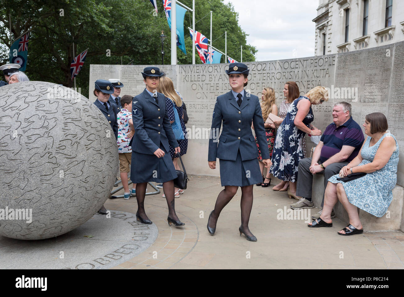 Royal air force women uniform hi-res stock photography and images - Alamy