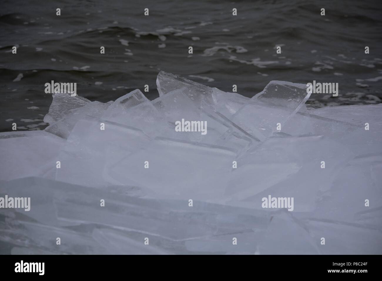 Ice edges hi-res stock photography and images - Alamy