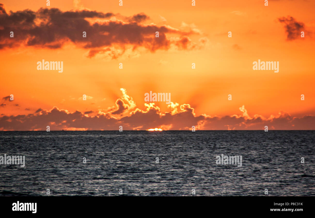Beautiful sunset at the ocean in Miami, Florida Stock Photo - Alamy