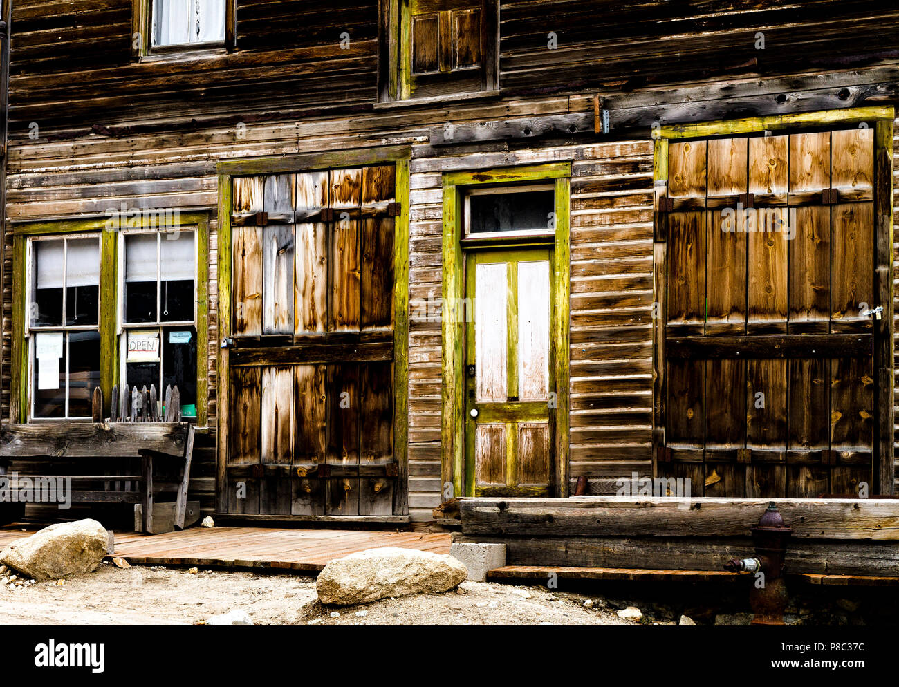 Wooden storefront hi-res stock photography and images - Alamy