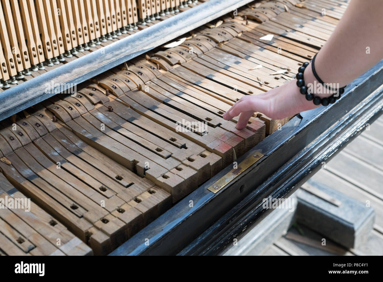 Old piano left outdoors Stock Photo - Alamy