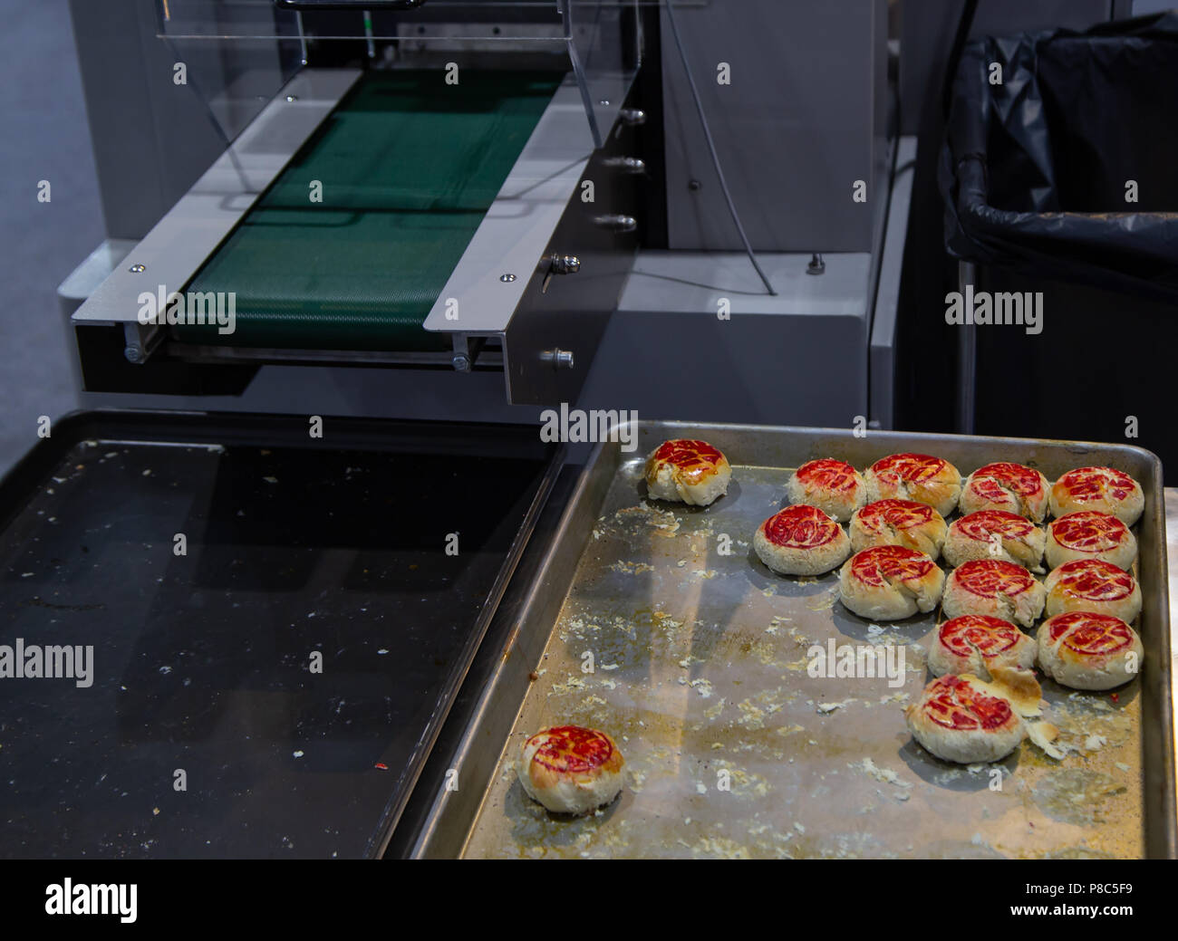 Chinese production line hi-res stock photography and images - Alamy