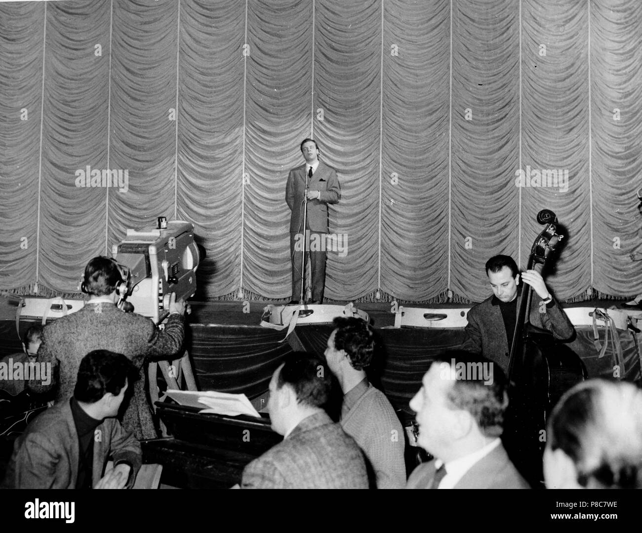 johnny dorelli, canzonissima, reggio calabria, 1962 Stock Photo - Alamy