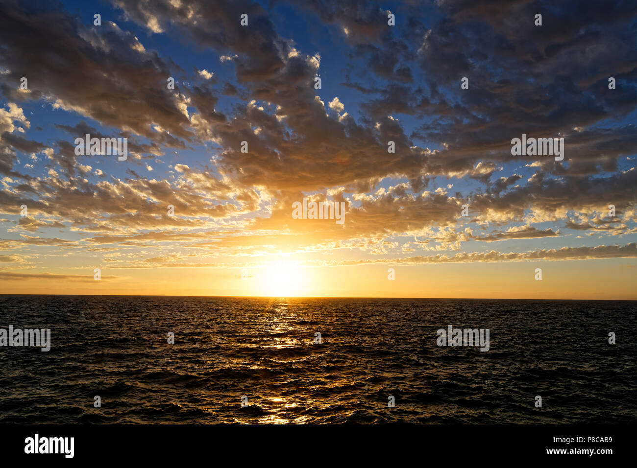 Perth wa sunsets hi-res stock photography and images - Alamy