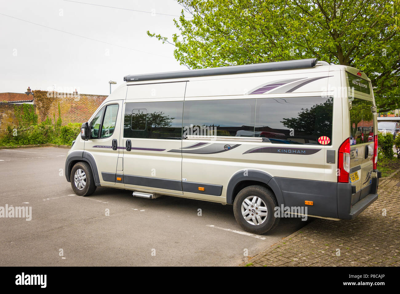 Motor caravan hi-res stock photography and images - Alamy
