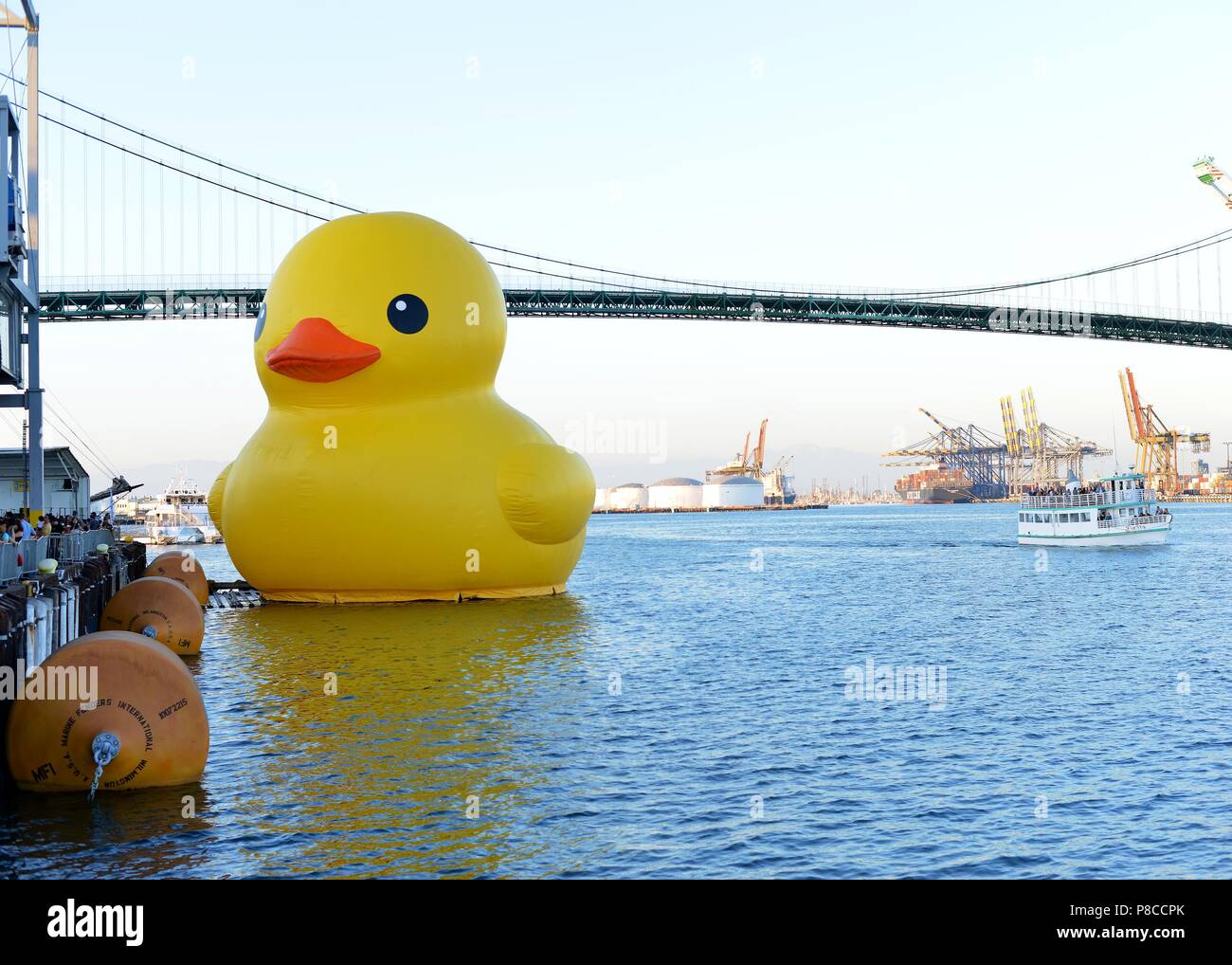 San Pedro, California, USA. 22nd Aug, 2014. Florentijn Hofman's Rubber ...