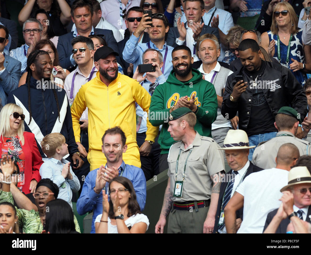 Drake rapper hi-res stock photography and images - Alamy