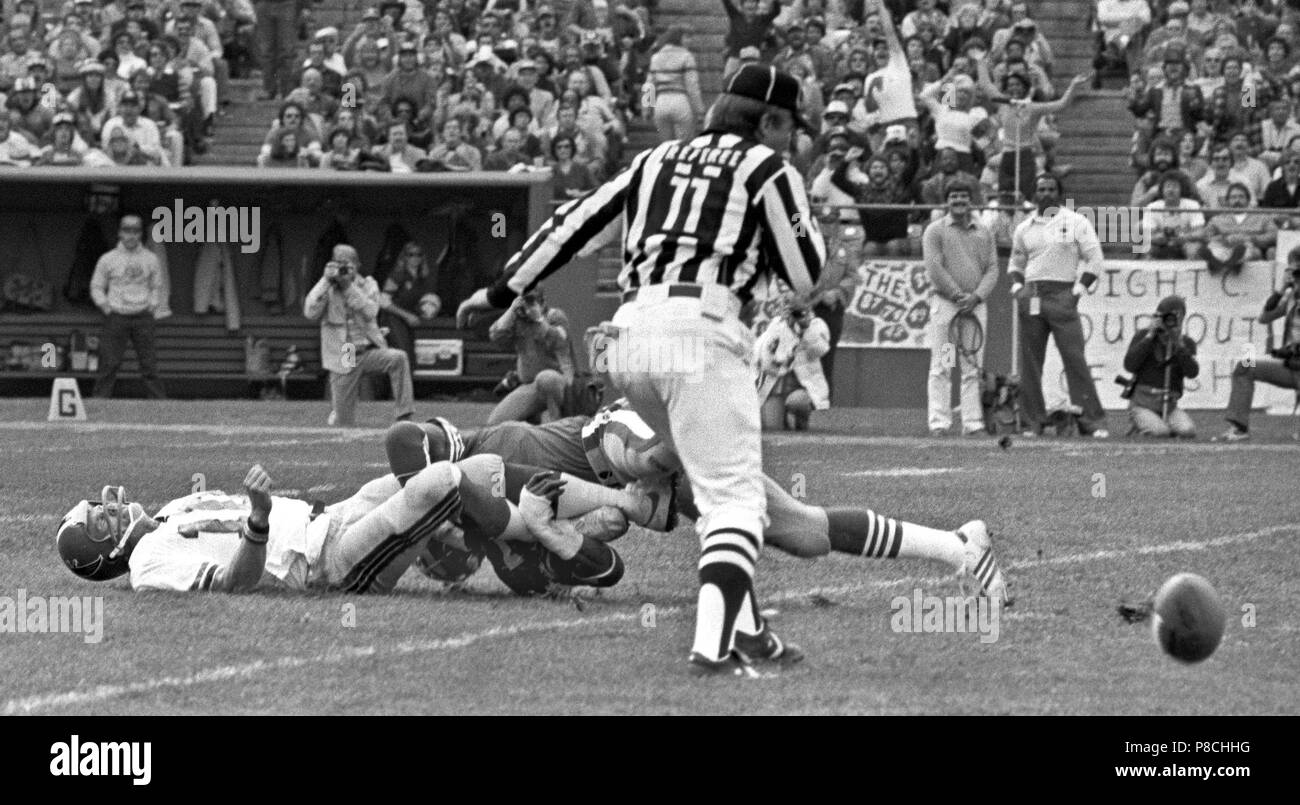 Steve bartkowski hi-res stock photography and images - Alamy