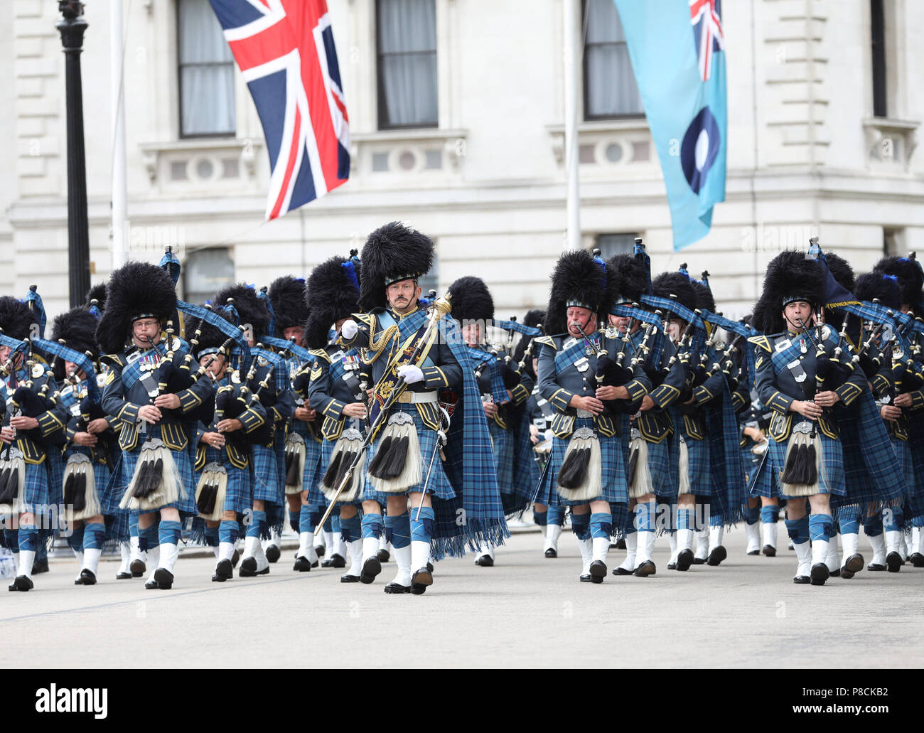 Royal air force pipes and drums hi-res stock photography and images - Alamy