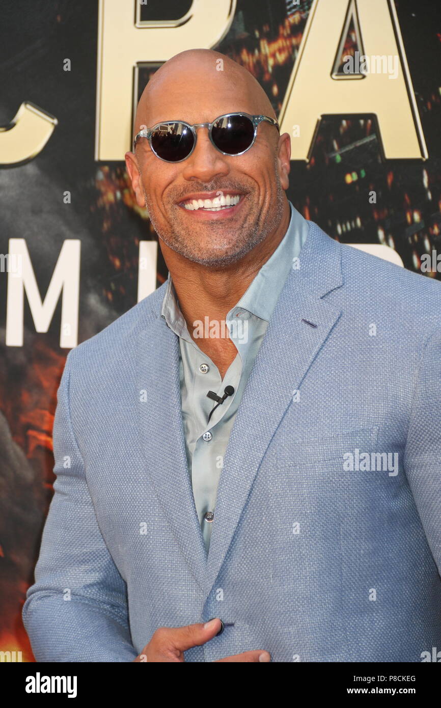 New York City, USA. 01st Jan, 2018. Dwayne Johnson & Skyscraper ...