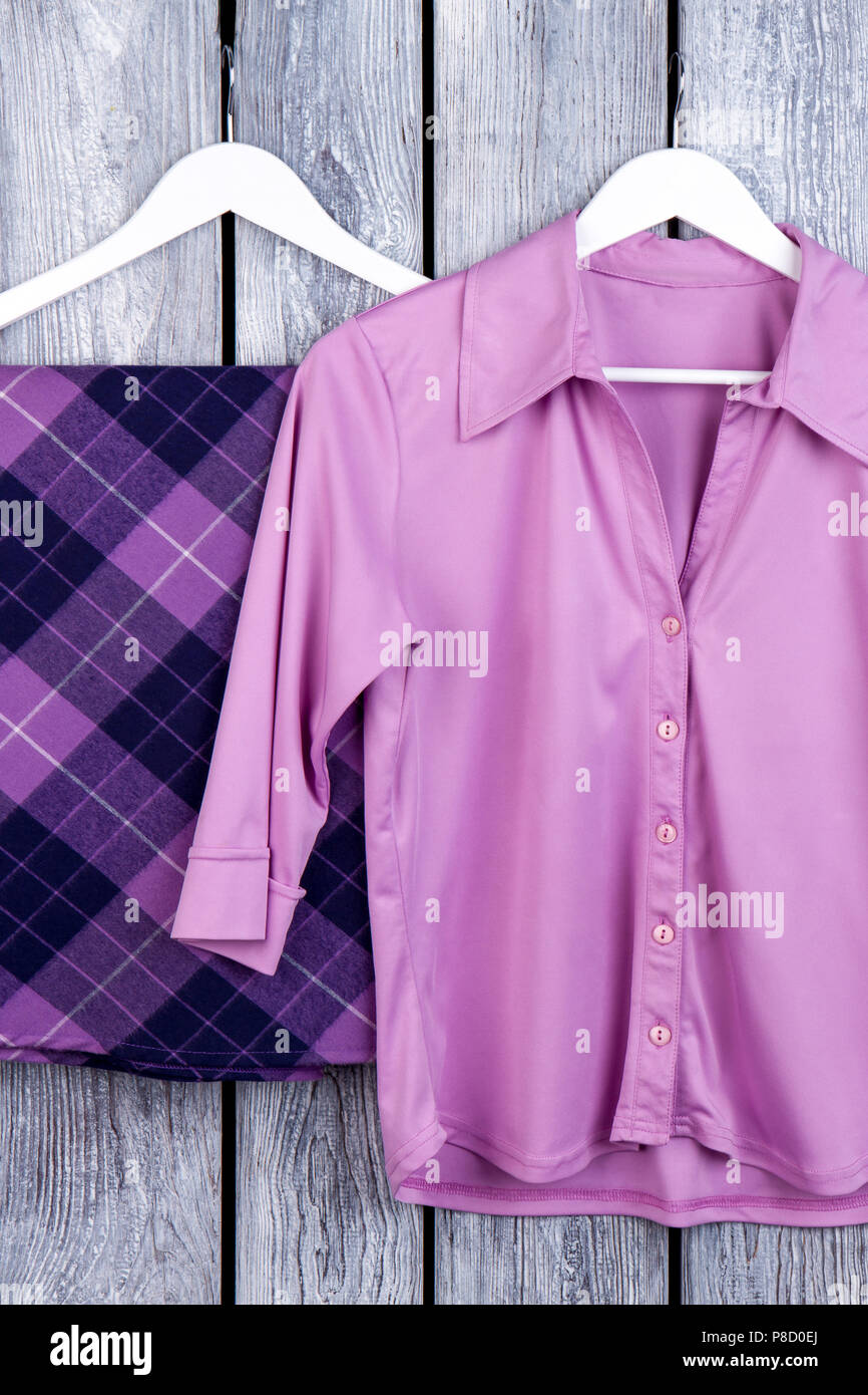 Purple outfit hi-res stock photography and images - Alamy