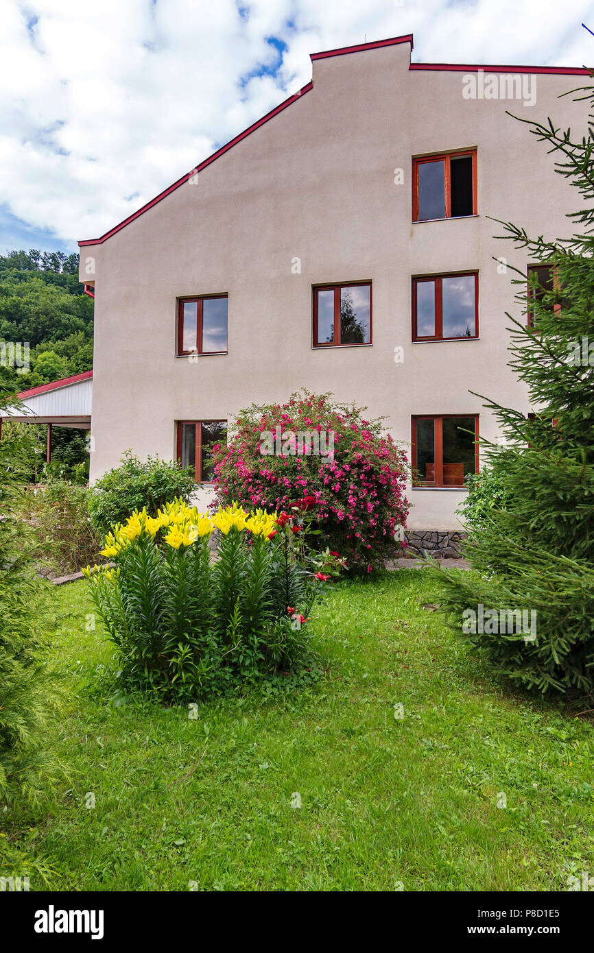 Beautiful scenery from the window the tenants see the house in the ...