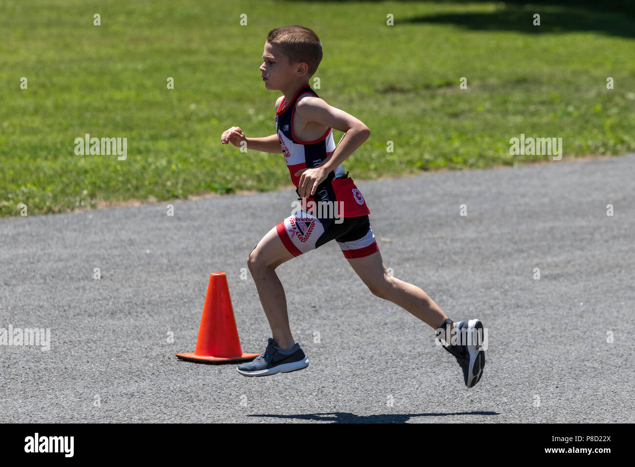 Kids triathlon hi-res stock photography and images - Alamy