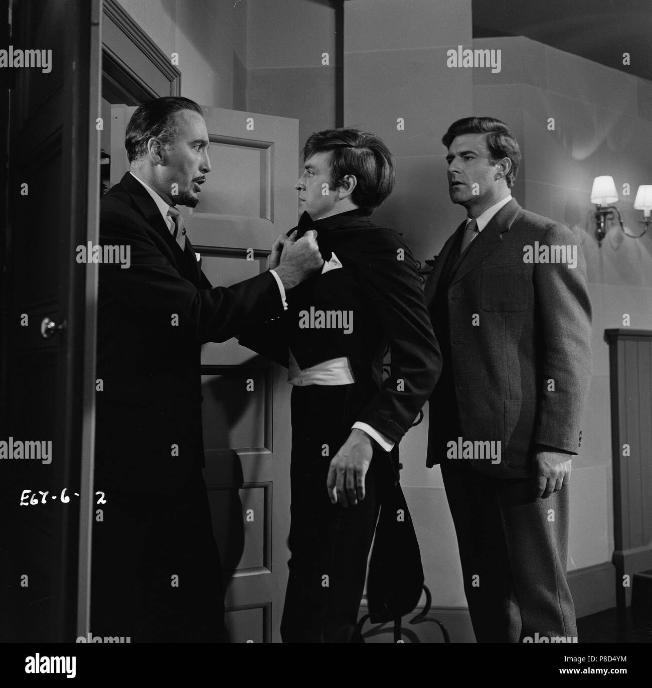 The Devil Rides Out (1968) Christopher Lee, Leon Greene, Patrick Mower ...