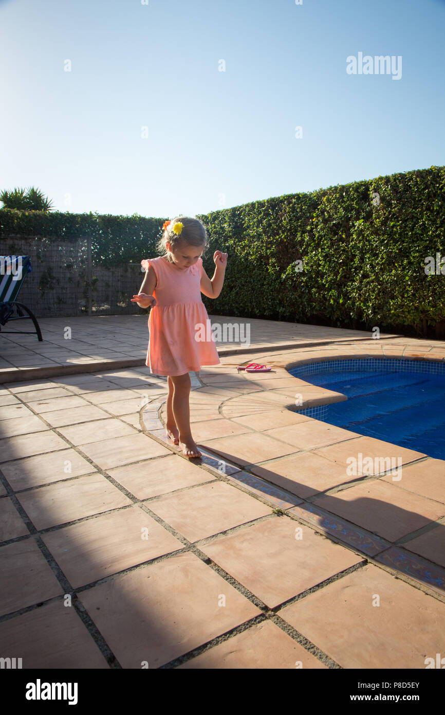 Poolside girl hi-res stock photography and images - Alamy