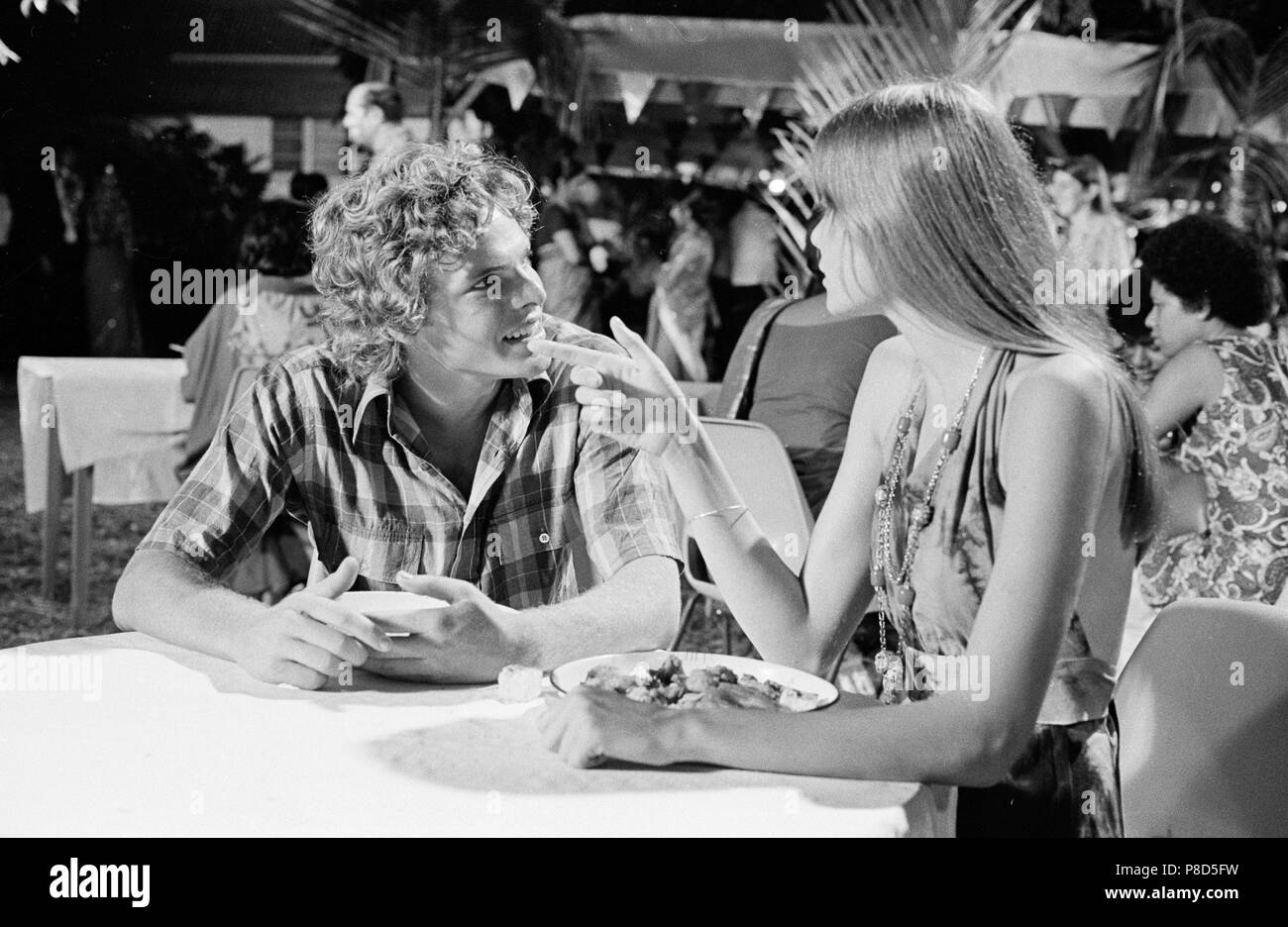 The Dove (1974) Deborah Raffin, Joseph Bottoms, Date: 1974 Stock Photo - Alamy