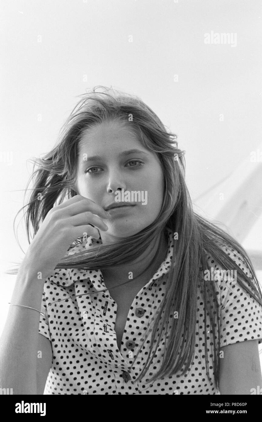 Deborah Raffin The Dove The Dove (1974) Deborah Raffin, Date: 1974