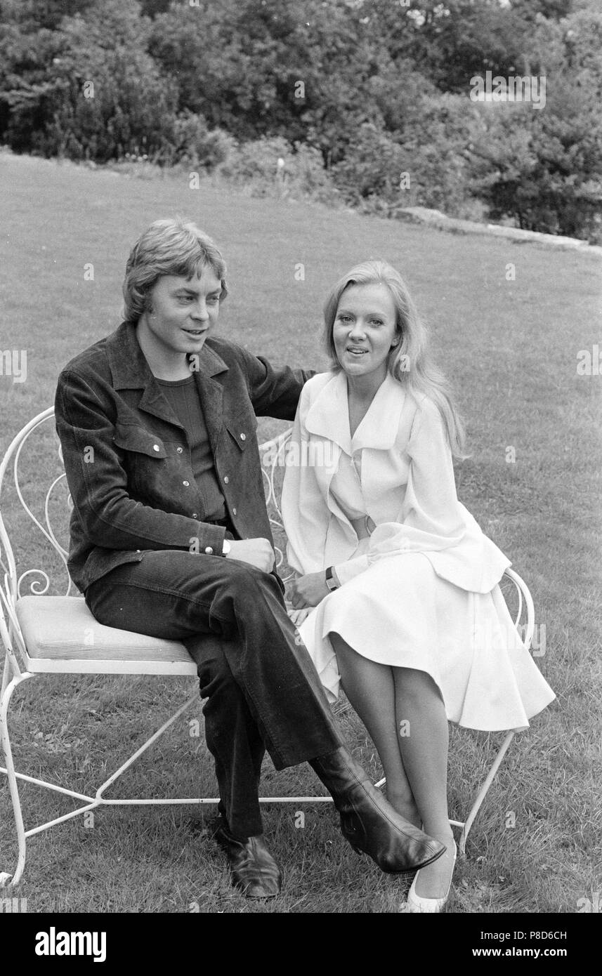 Endless Night (1972) Hywel Bennett, Hayley Mills, Date: 1972 Stock ...