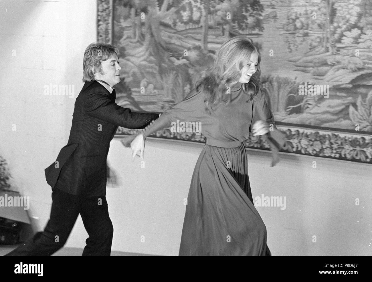 Endless Night (1972) Hywel Bennett, Date: 1972 Stock Photo - Alamy