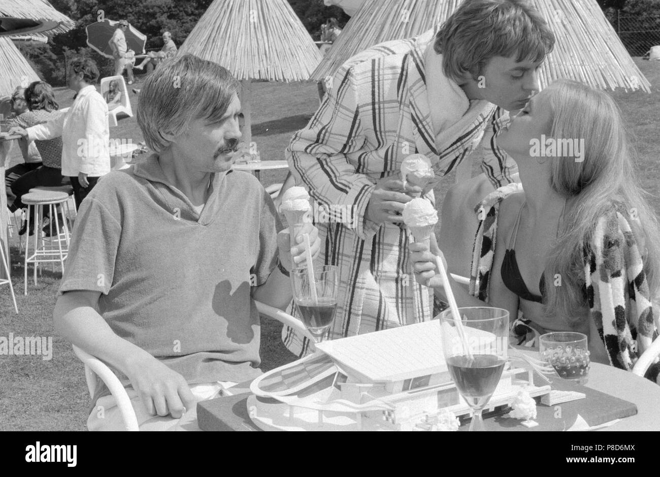 Endless Night (1972) Hywel Bennett, Date: 1972 Stock Photo - Alamy