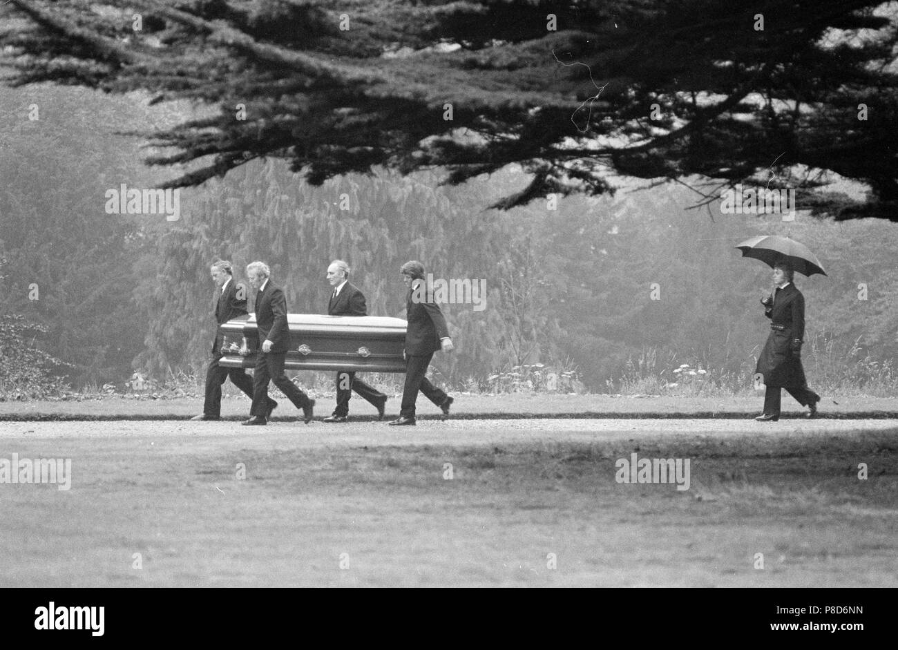 Endless night 1972 hi-res stock photography and images - Alamy