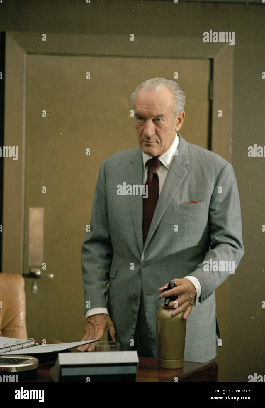 George sanders hi-res stock photography and images - Alamy