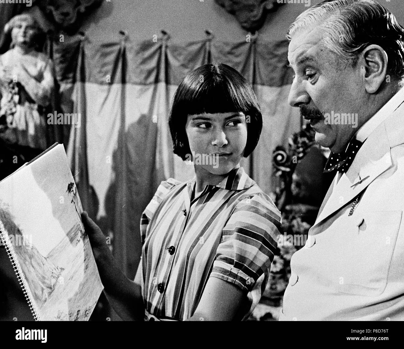 Evil under the Sun (1982) Peter Ustinov, Emily Hone, Date: 1964 Stock ...