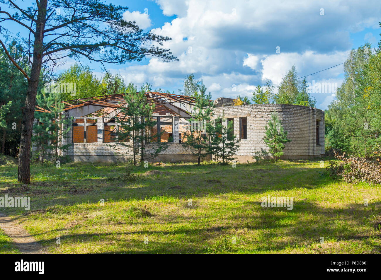 Round brick building hi-res stock photography and images - Alamy