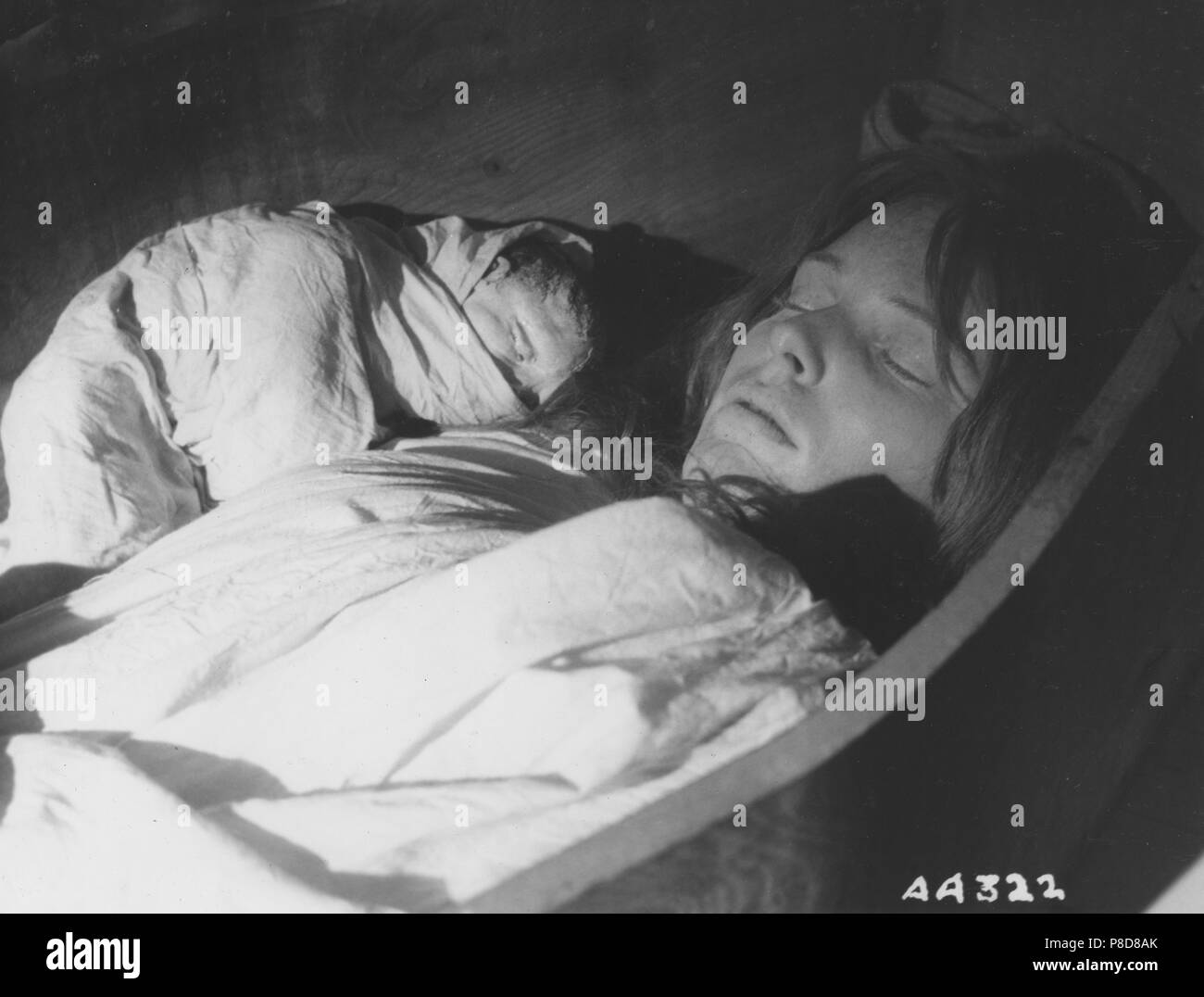 Far from the madding crowd 1968 prunella ransome hi-res stock ...